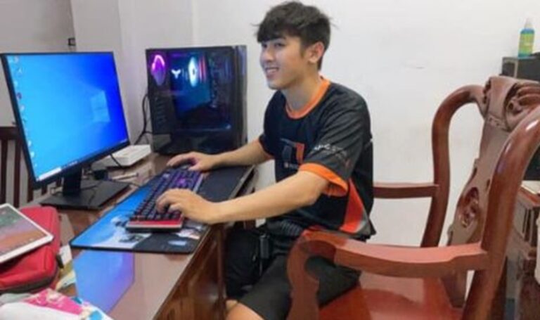 Tiểu sử Tú Lê TikTok - Streamer Đột Kích là ai? [2025]